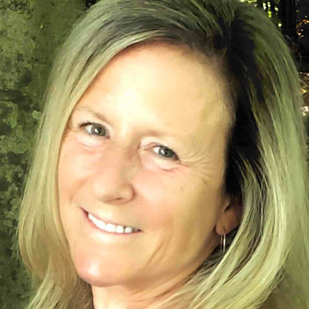 Stacey Gustafson - Curb Hero